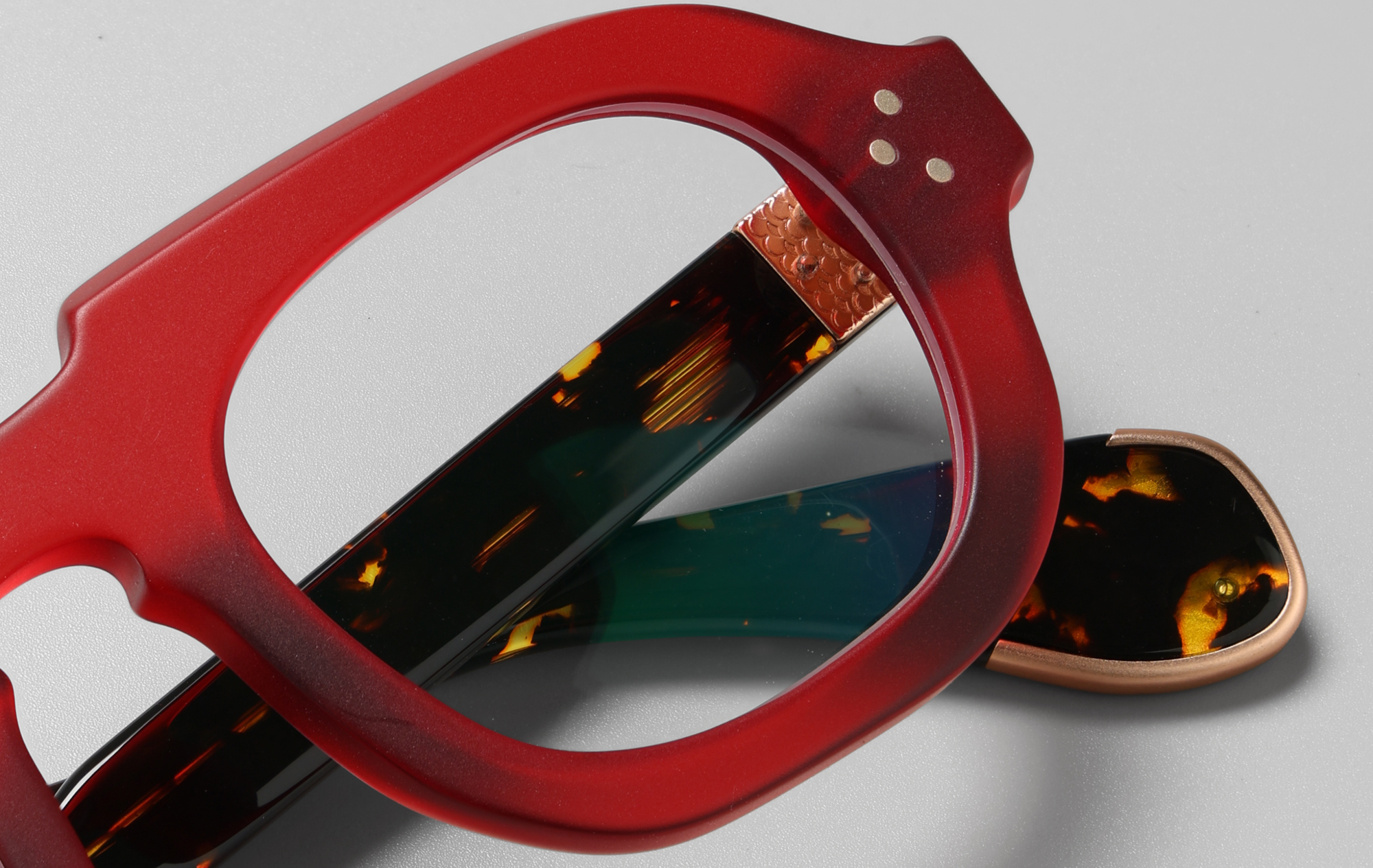 COCO LENI - Eyewear Crafted by Hand, Built to Endure